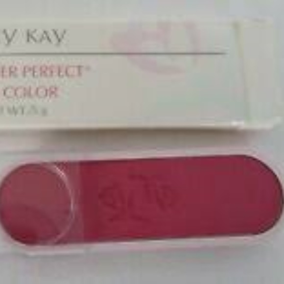 Mary Kay | Makeup | Mary Kay Powder Perfect Cheek Color Verry Berry ...